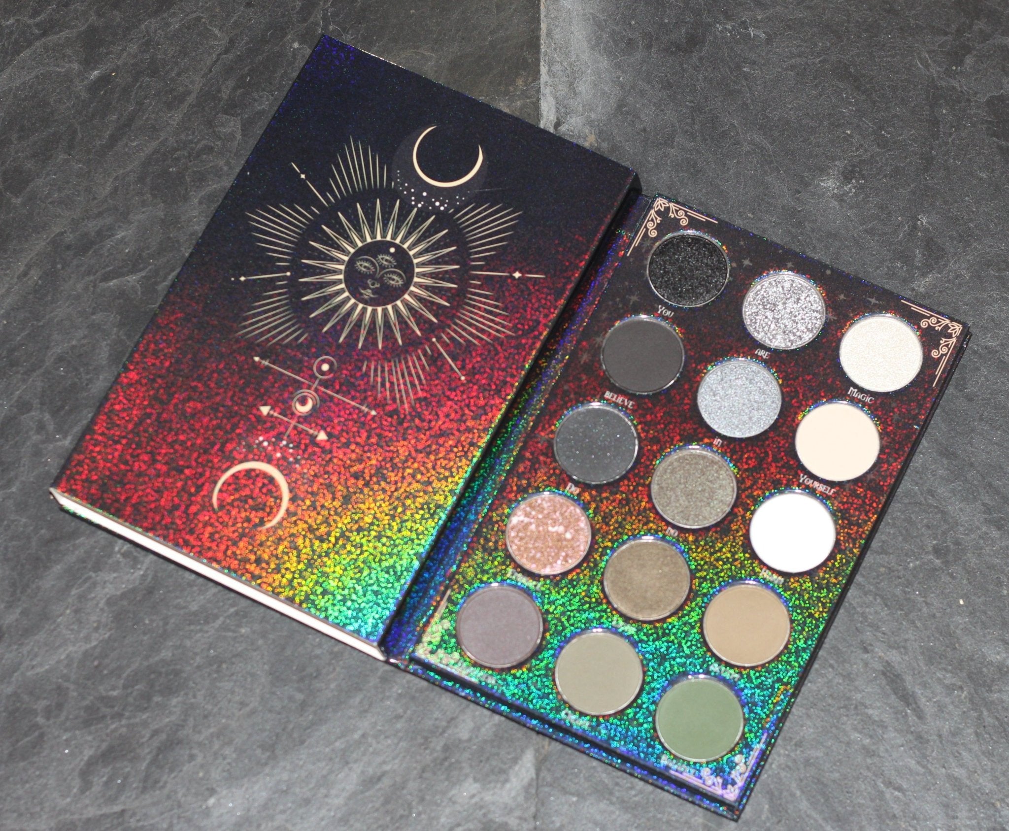 Grimoire Ultimate Grey Eyeshadow Palette VE Cosmetics